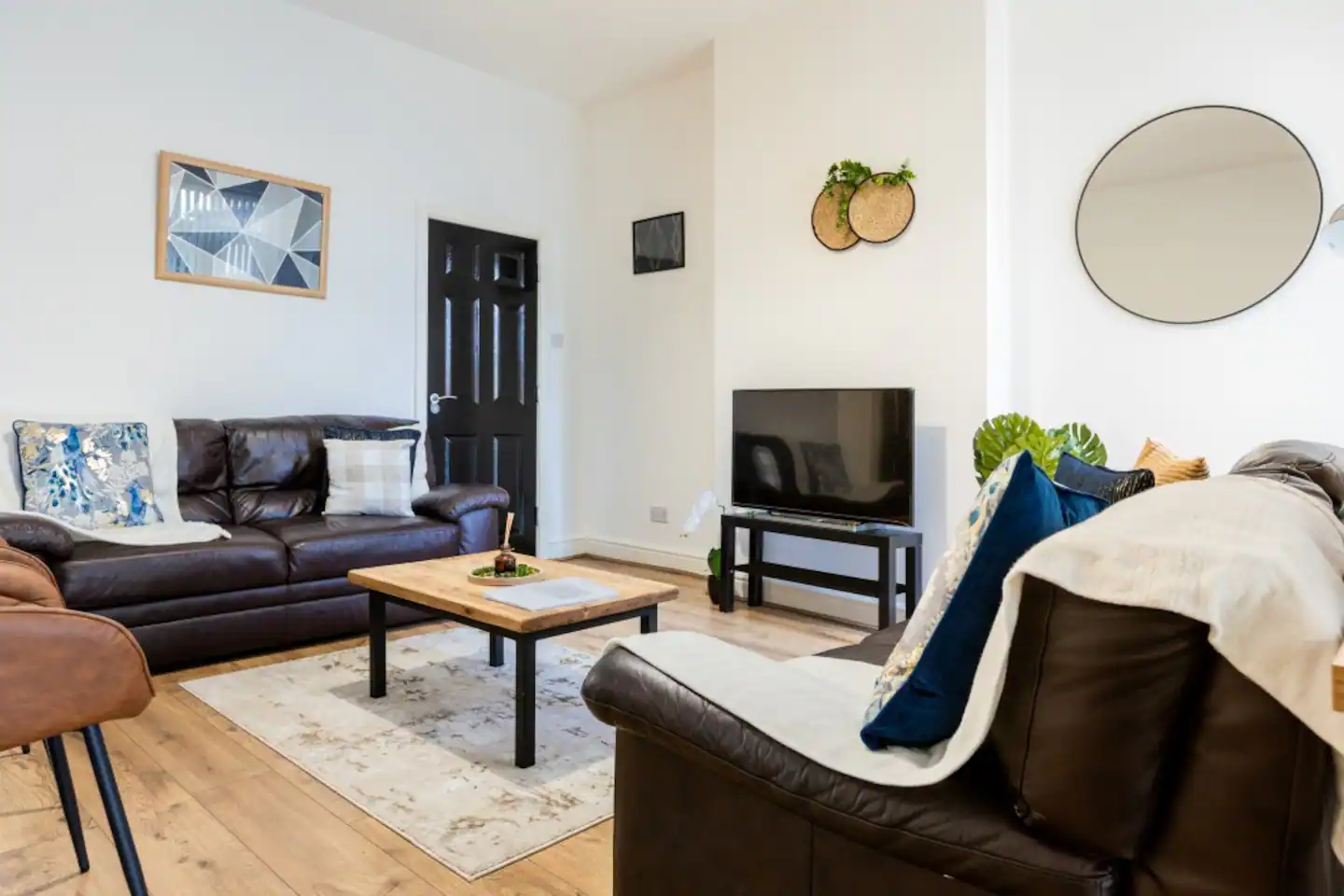 Poplar Road House - Ref : 41B664AN - MyShortLets